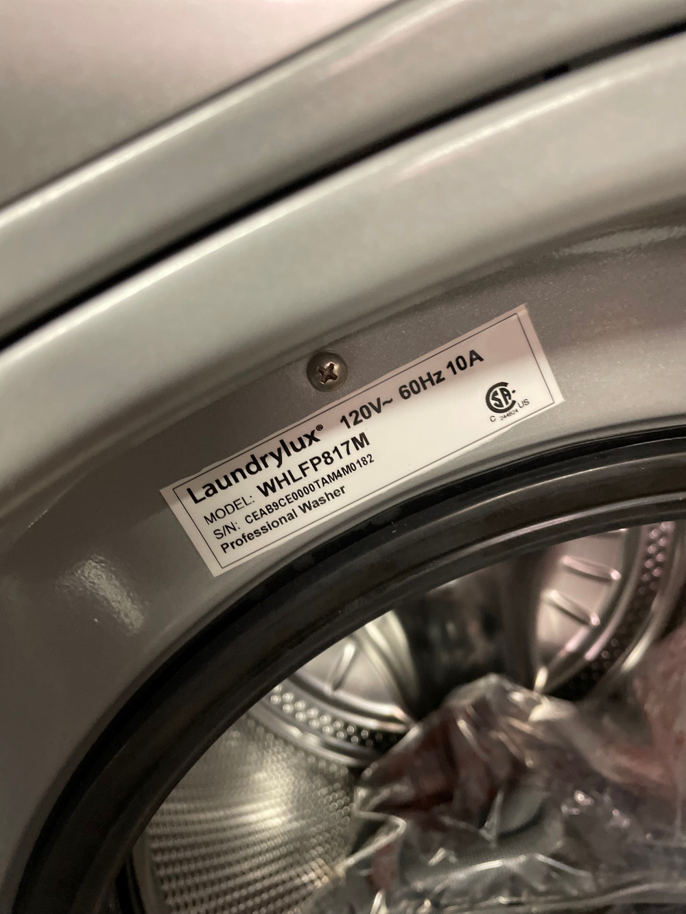 Laundrylux crossover 2.0 Washing Machine - Swico Auctions