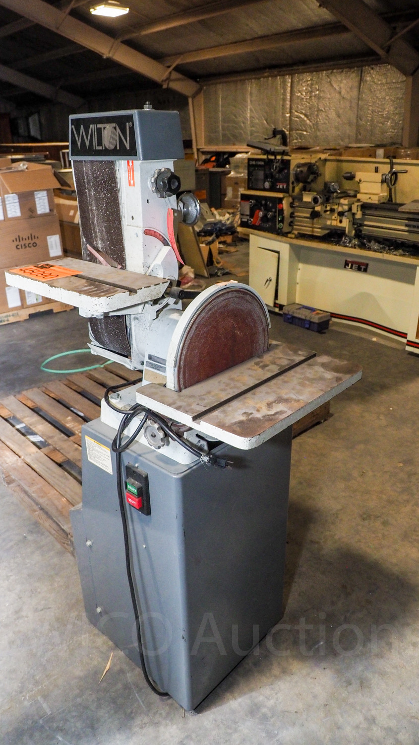 Wilton sanding station - Swico Auctions