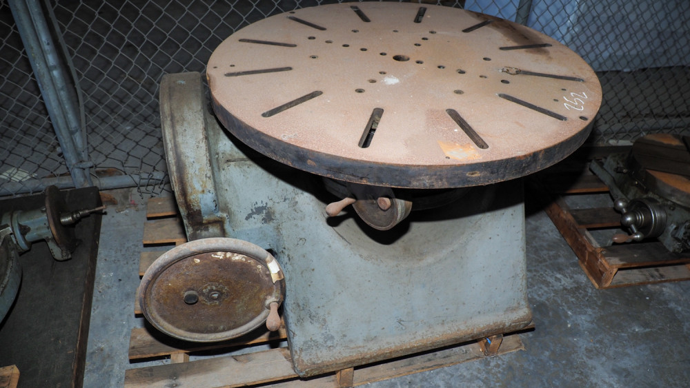 Rotab 36” machine turn table - Swico Auctions