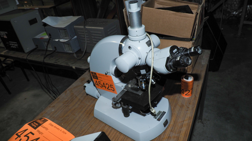 Carl Zeiss microscope - Swico Auctions