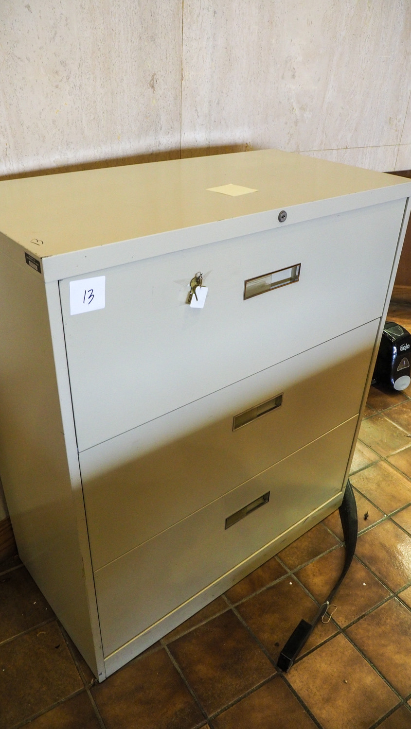 Three drawer metal lateral file cabinet - Swico Auctions