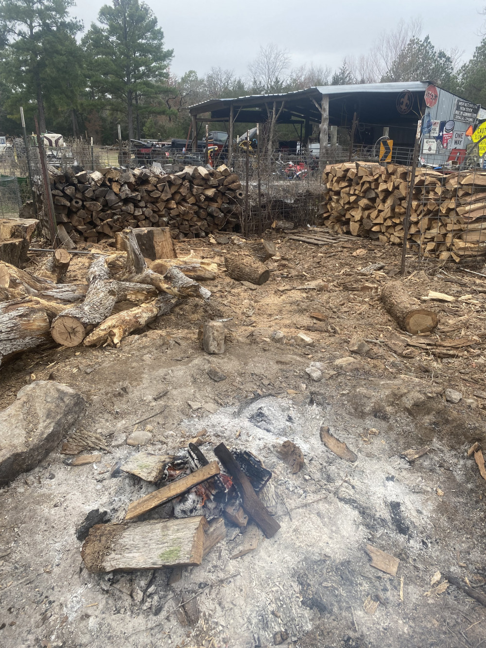 Texas post oak firewood - Swico Auctions