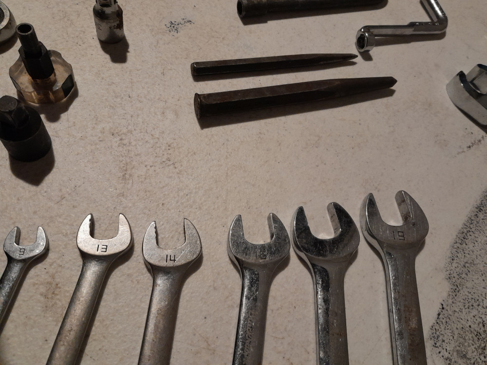 Lot# 134 - BLUE POINT, PROTO, CORNWELL, BLACKHAWK hand tools - Swico ...