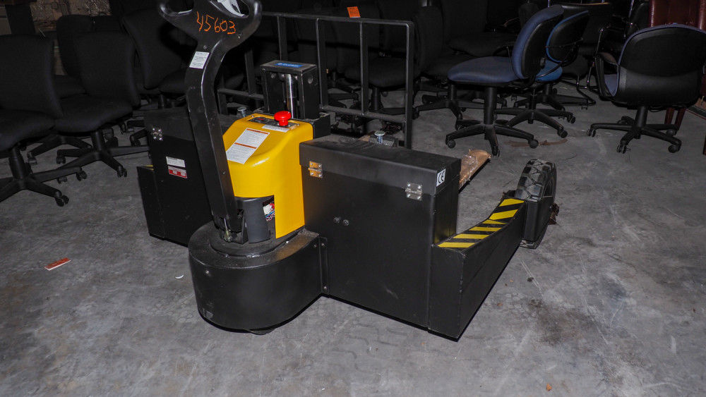 Vestil Mfg Global Industrial pallet jacket - Swico Auctions