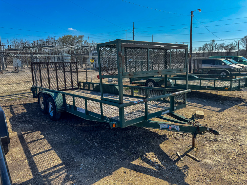 2014 Texas Bragg landscape trailer, VIN: 17XFP1824E1040387 - Swico Auctions