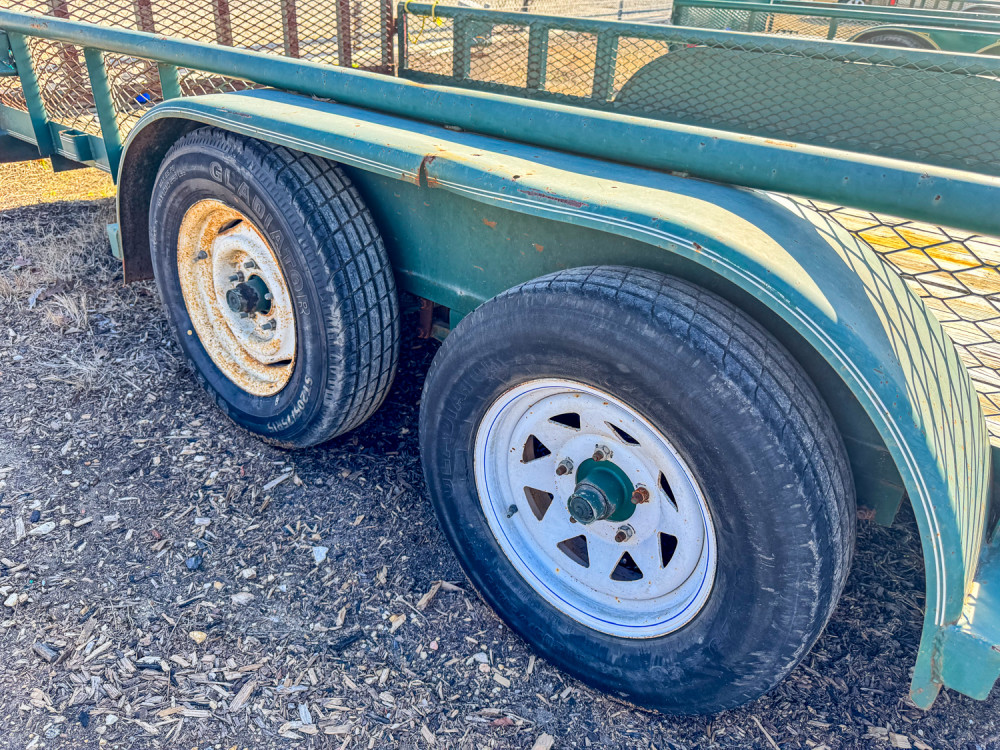 2014 Texas Bragg landscape trailer, VIN: 17XFP1824E1040387 - Swico Auctions