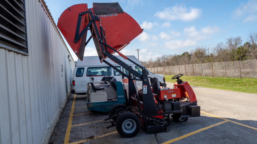 Smithco Sweep Star 60 - Swico Auctions