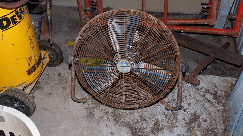 King of Fans Shop Fan - Swico Auctions