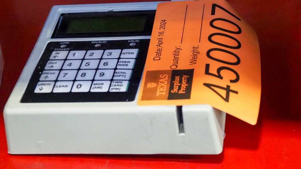 Commeg system time clock keypad - Swico Auctions