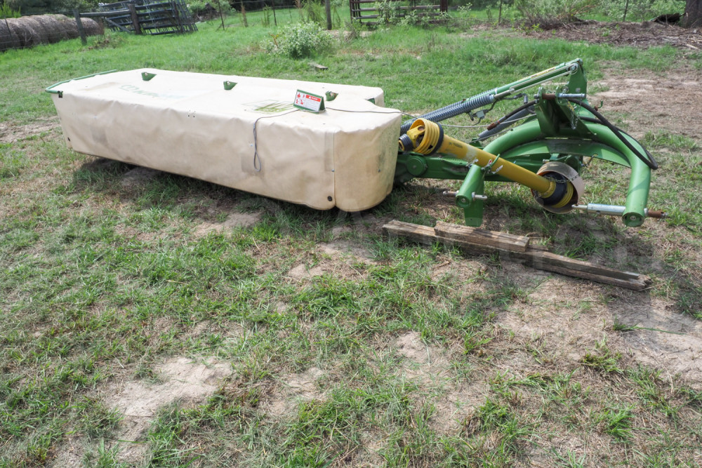 Krone AM283S hay cutter - Swico Auctions