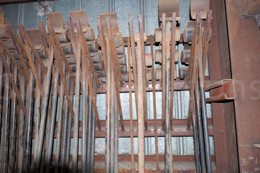 Bullgang backsaver bar supply - Swico Auctions