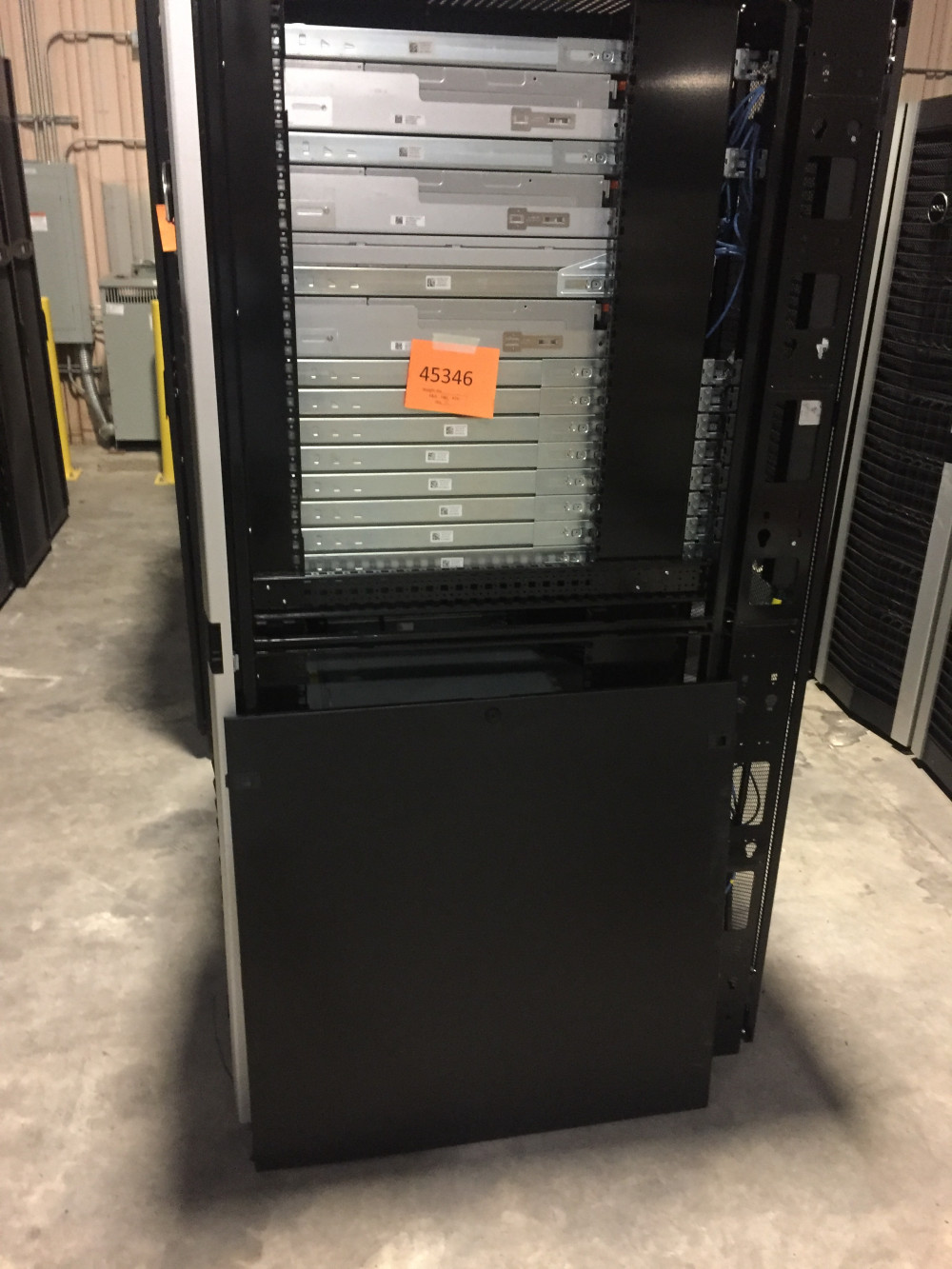 2 Dell Server Racks - Swico Auctions