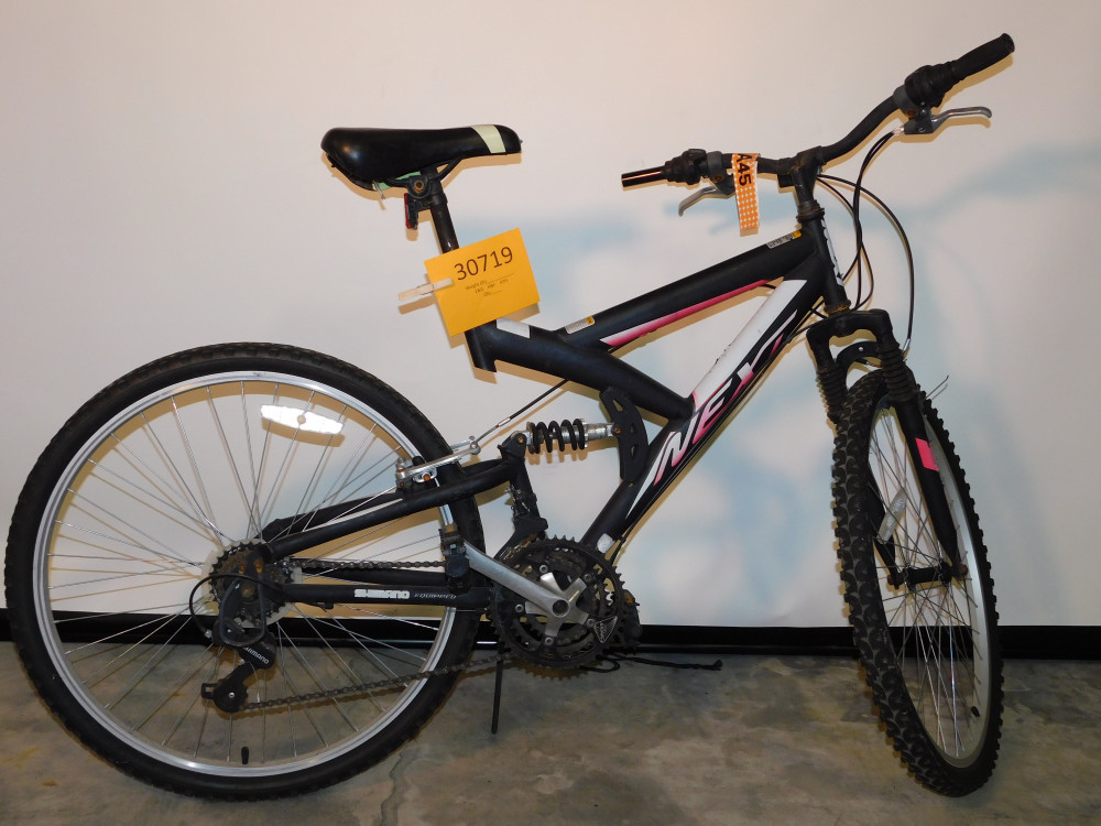 3 Next mountain bikes - Swico Auctions