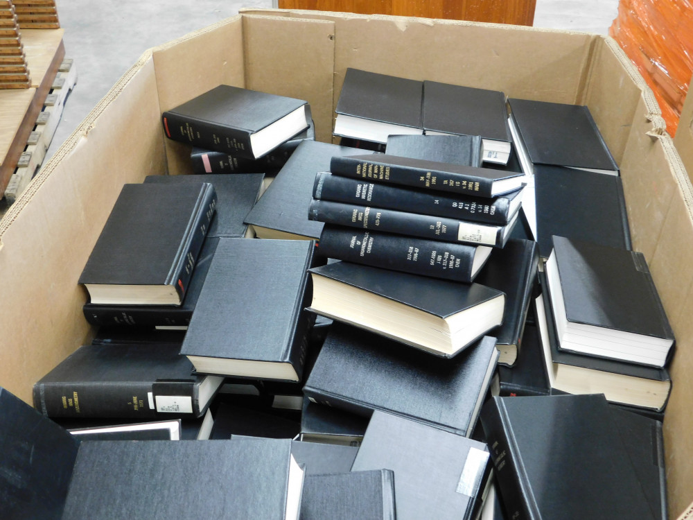 Pallet of random selections of Reference books - Swico Auctions