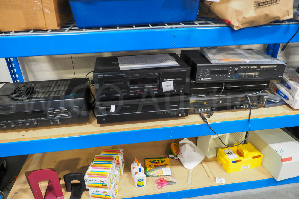 AV equipment - Swico Auctions