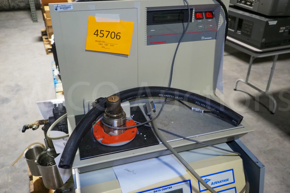 Pallet of lab equipment - Swico Auctions