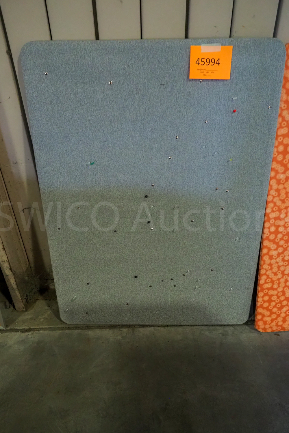 Gray tack board - Swico Auctions