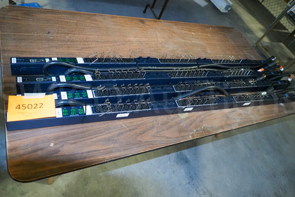 Four switched cabinet distribution units by server technology Inc ...